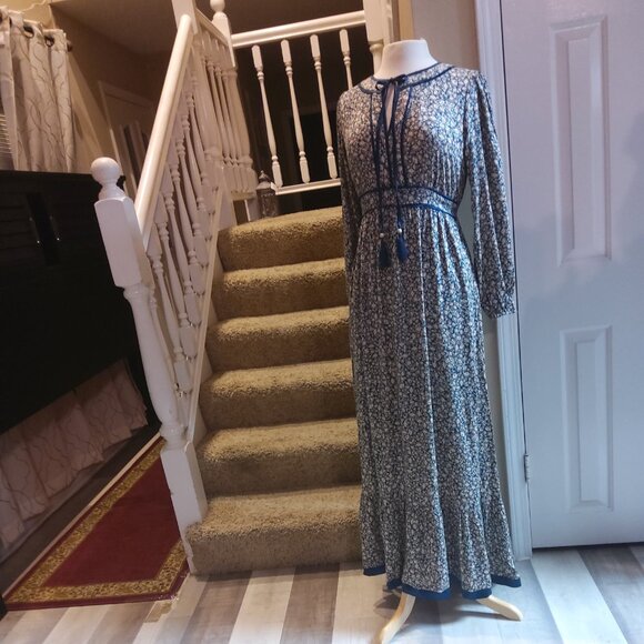 ILLA ILLA | Dresses | Illa Illa Small Maxi | Poshmark